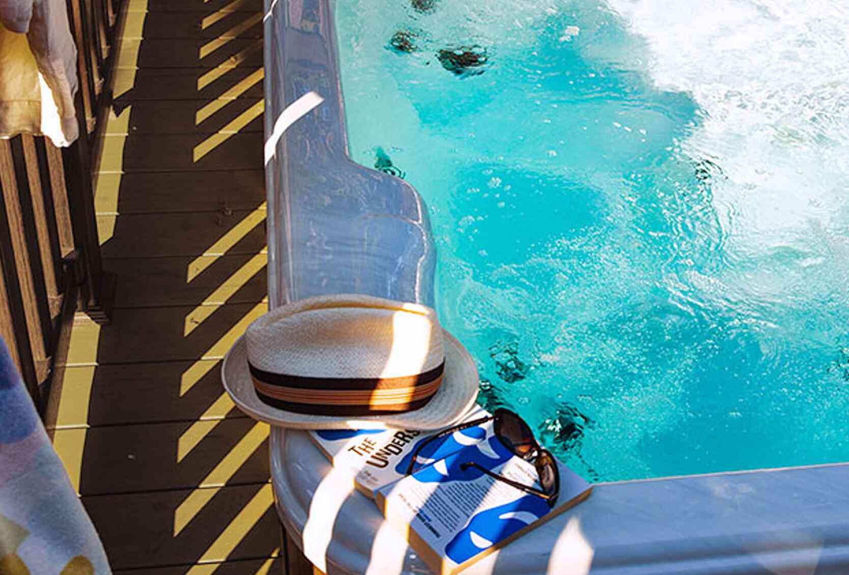 Sublime Caravan with Hot Tub | Forest Edge Holiday Park