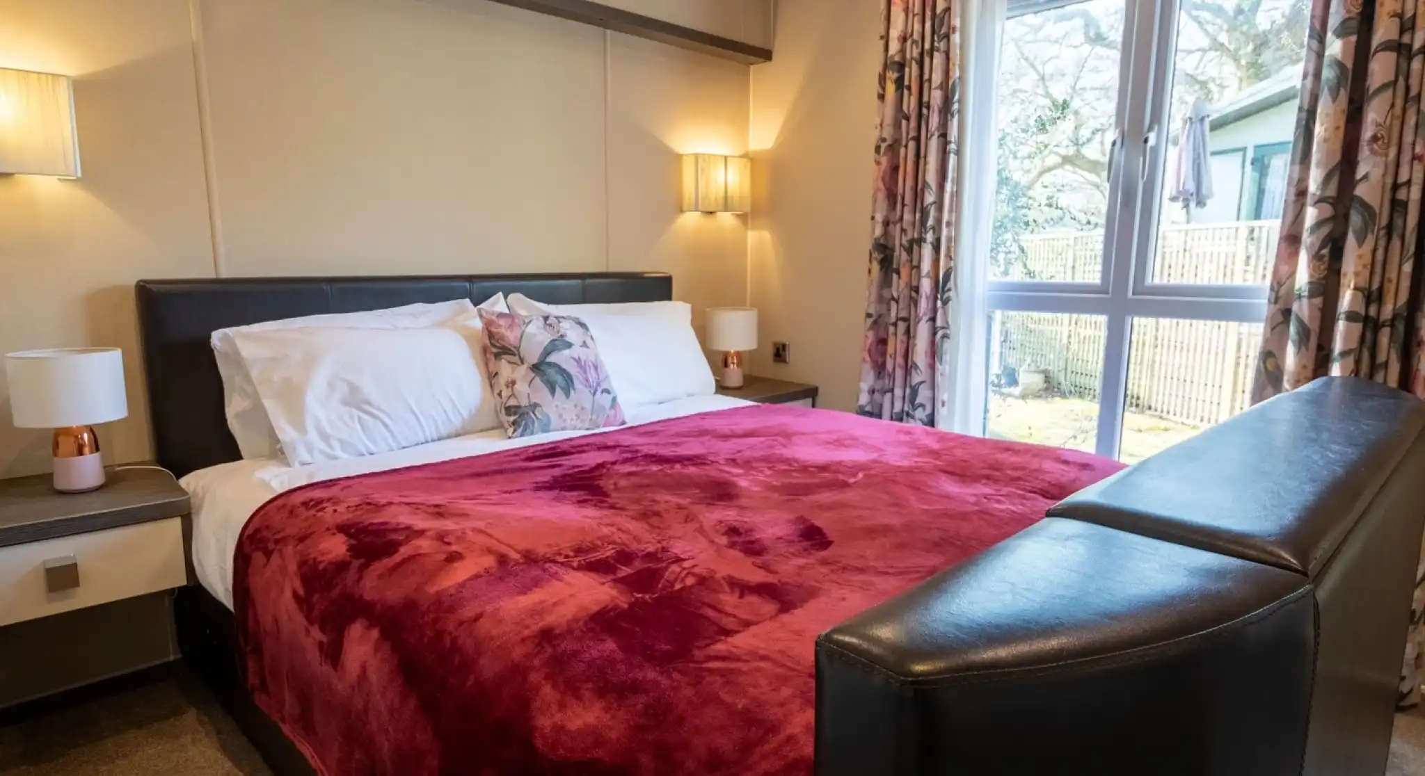 2 Bedroom Manhattan by Regal | Shorefield Country Park